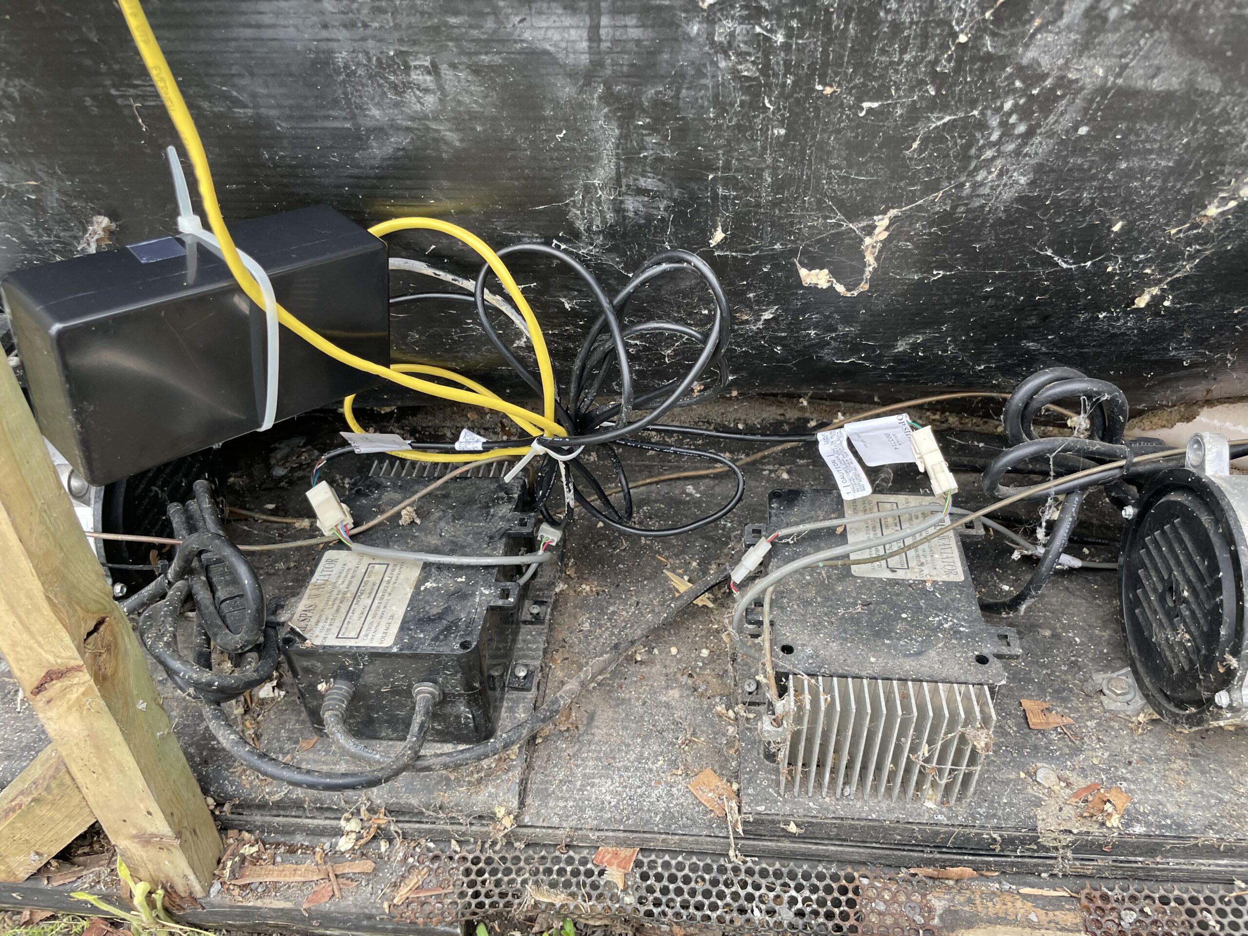 Cal Spa auxiliary pumps fix with Arduino - Practical Usage